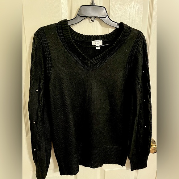 crown & ivy | Sweaters | Crown Ivy Black Sweater | Poshmark